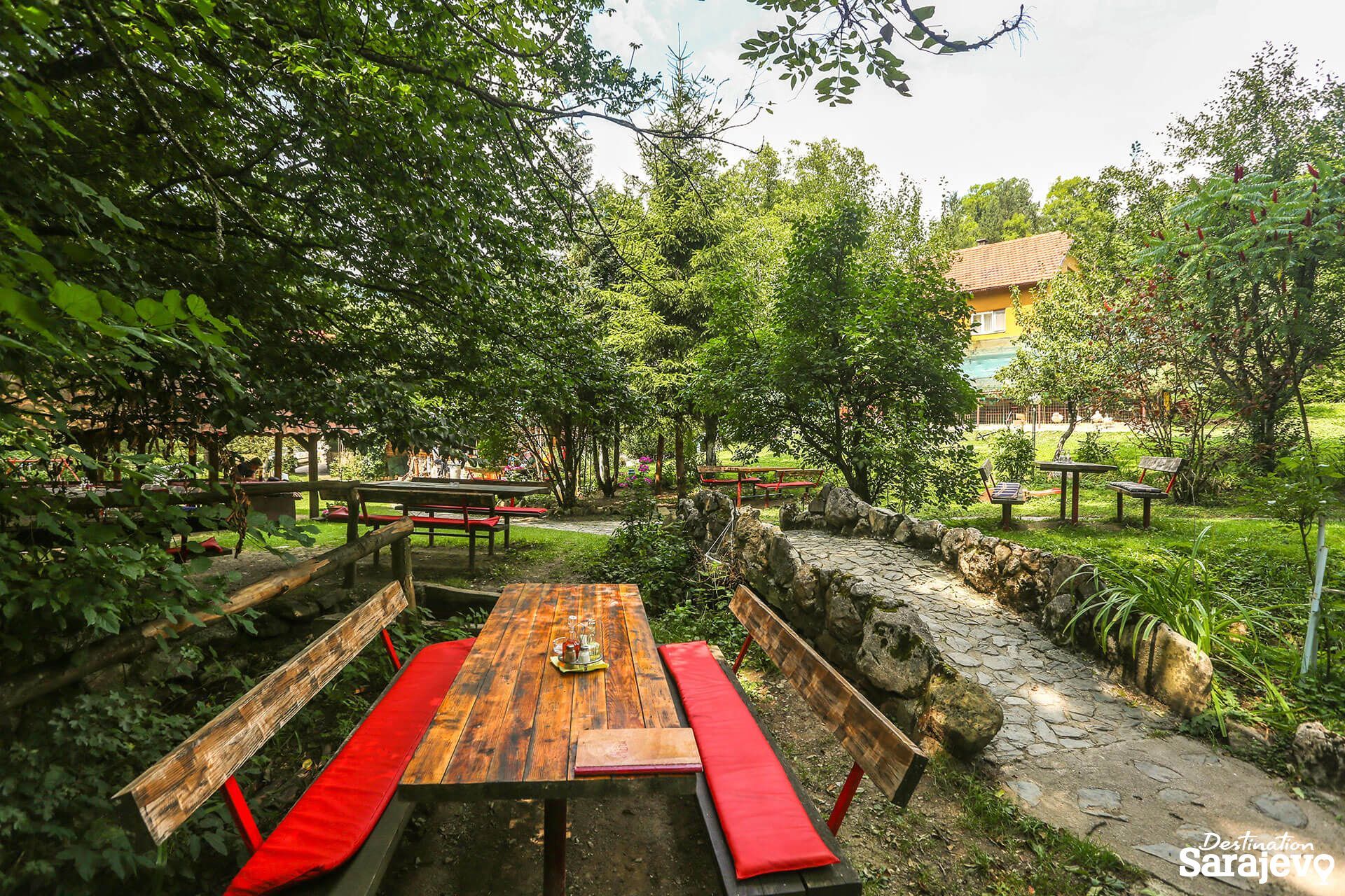 Lovački Dom Kod Majmuna - Destination Sarajevo
